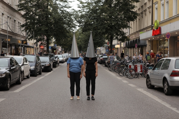 Play & Stay 6 - Christiane Huber & Maria Hafner und Pola Dobler - Kunst ...